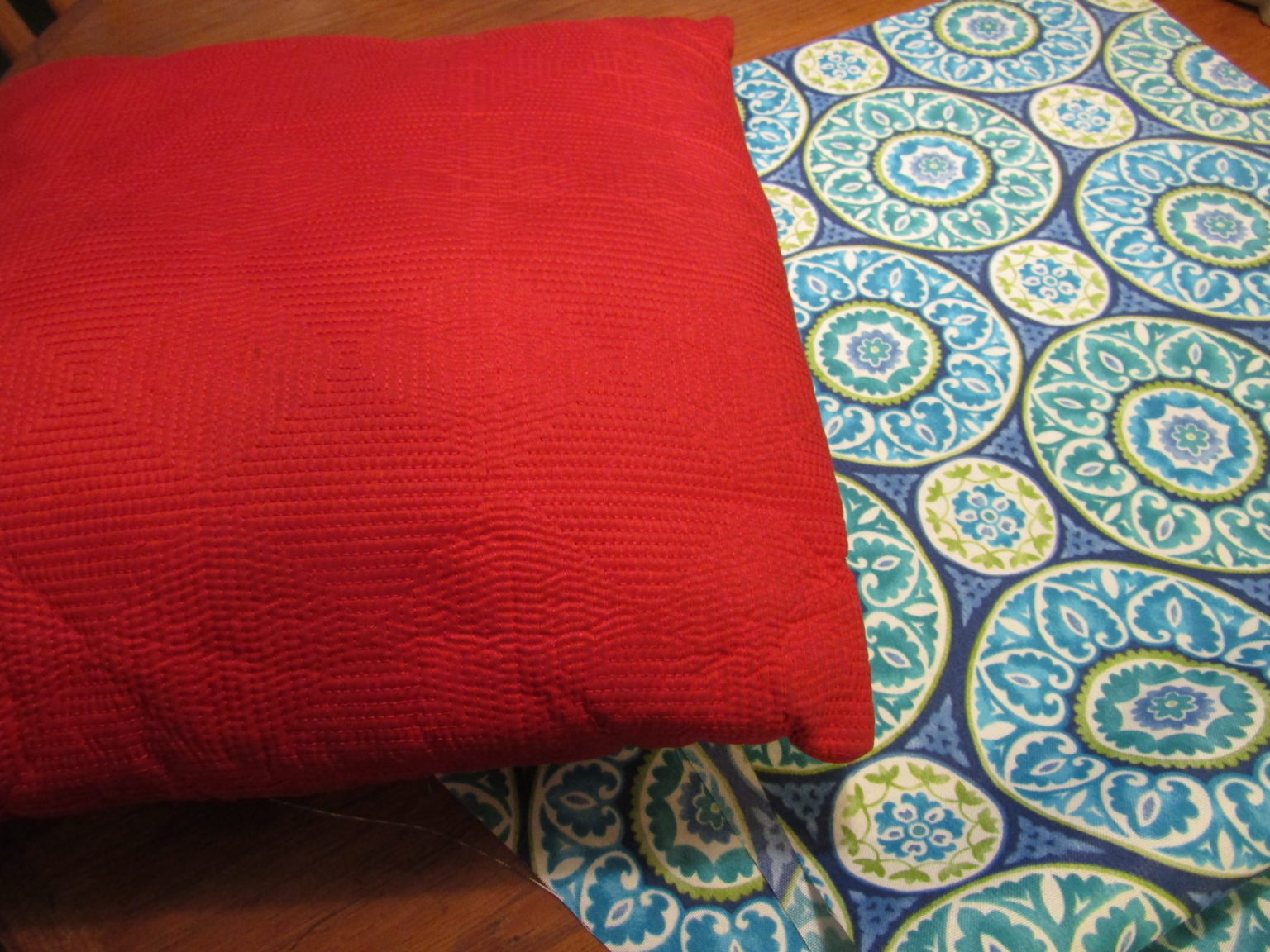 How to Sew a Ridiculously Easy Pillow Cover! - Susan's Sunny Days